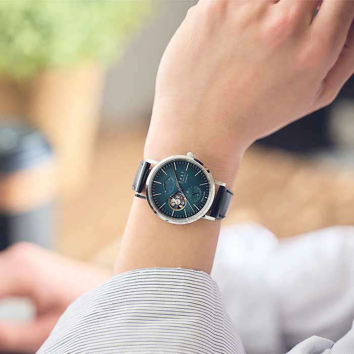 Knot CAP-38SVGN 腕時計 メンズ レディース クォーツ グリーン 日本製 38mm オープンハート – Maker's Watch Knot